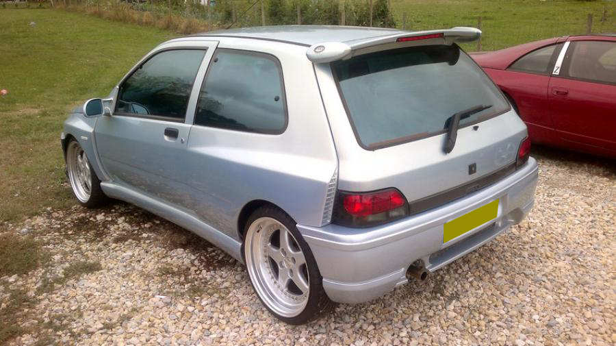 Clio Alien 3 | ecosse automotive